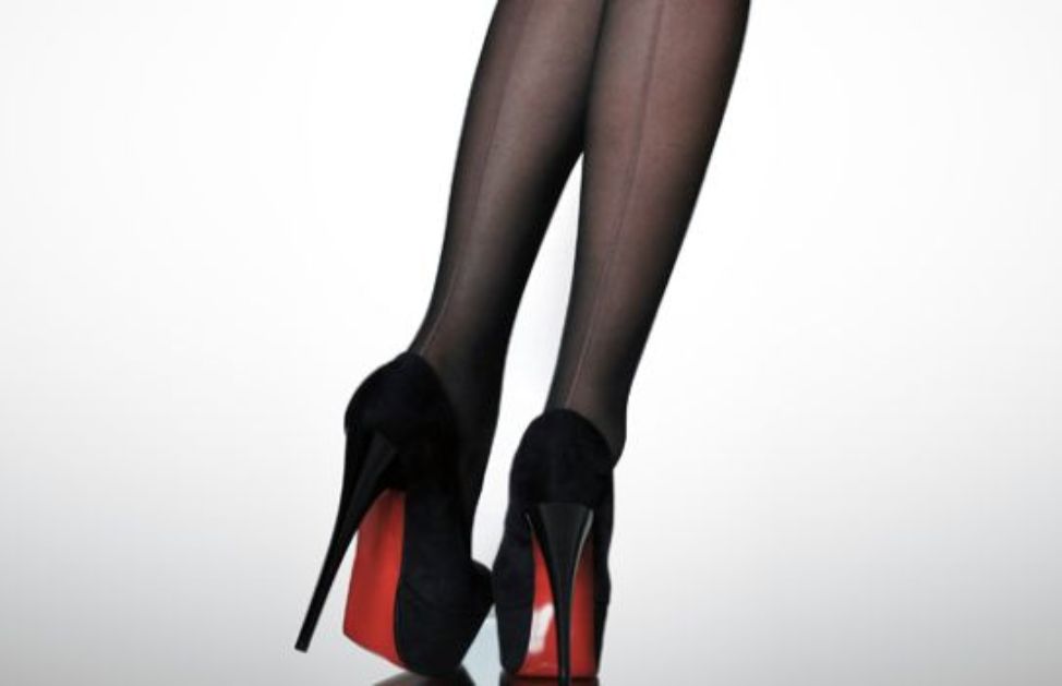 Come indossare i collant con la riga | DeAbyDay