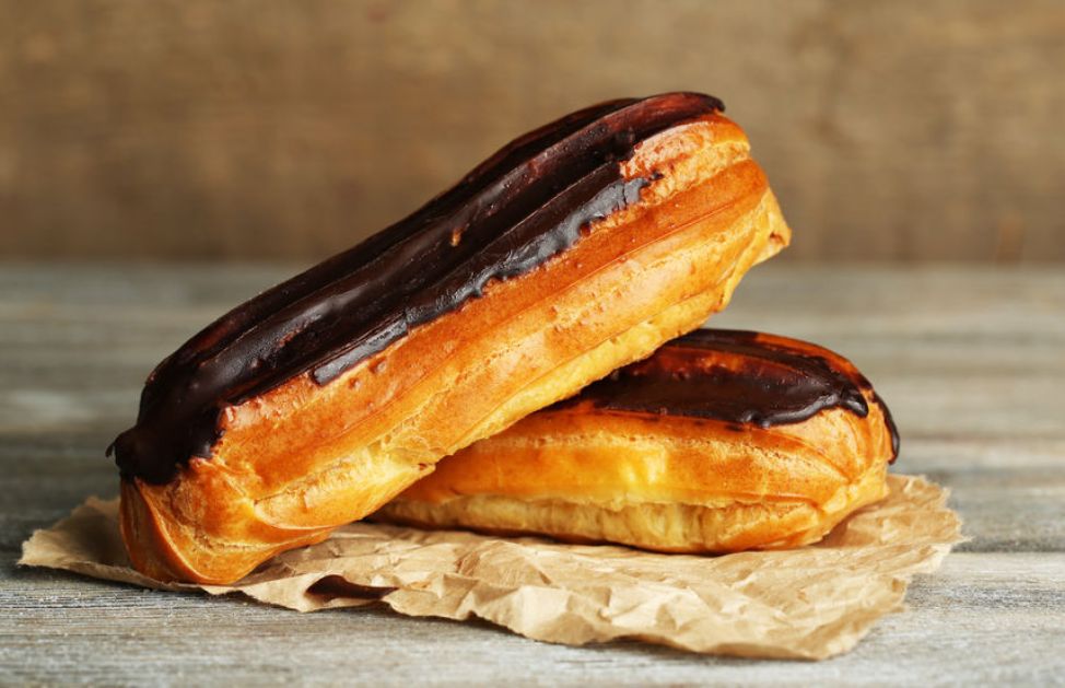 Eclair: la ricetta originale dei dolci francesi | DeAbyDay