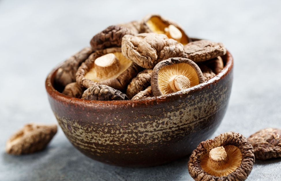 Funghi Shiitake: le proprietà, i benefici e gli usi | DeAbyDay